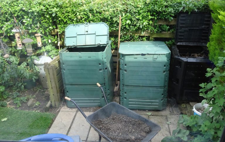 Compost Corner Experiences – Gardeners Tips